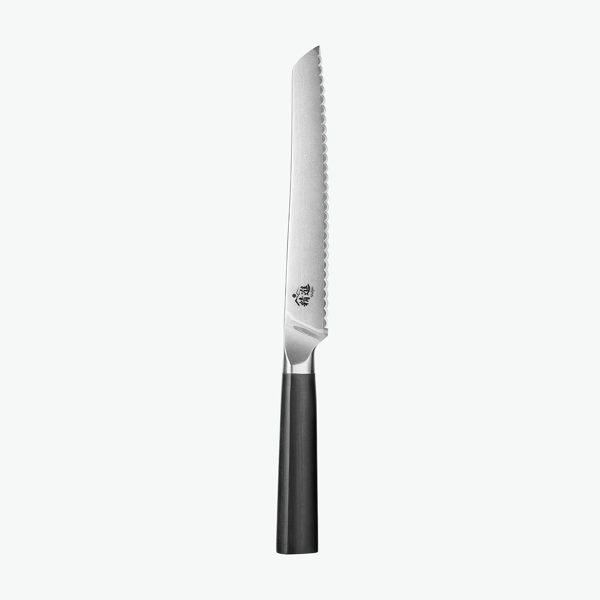Shojin Aira Brødkniv 20 cm – Savtakket 3-lags damascusstål, FSC-pakkatræ